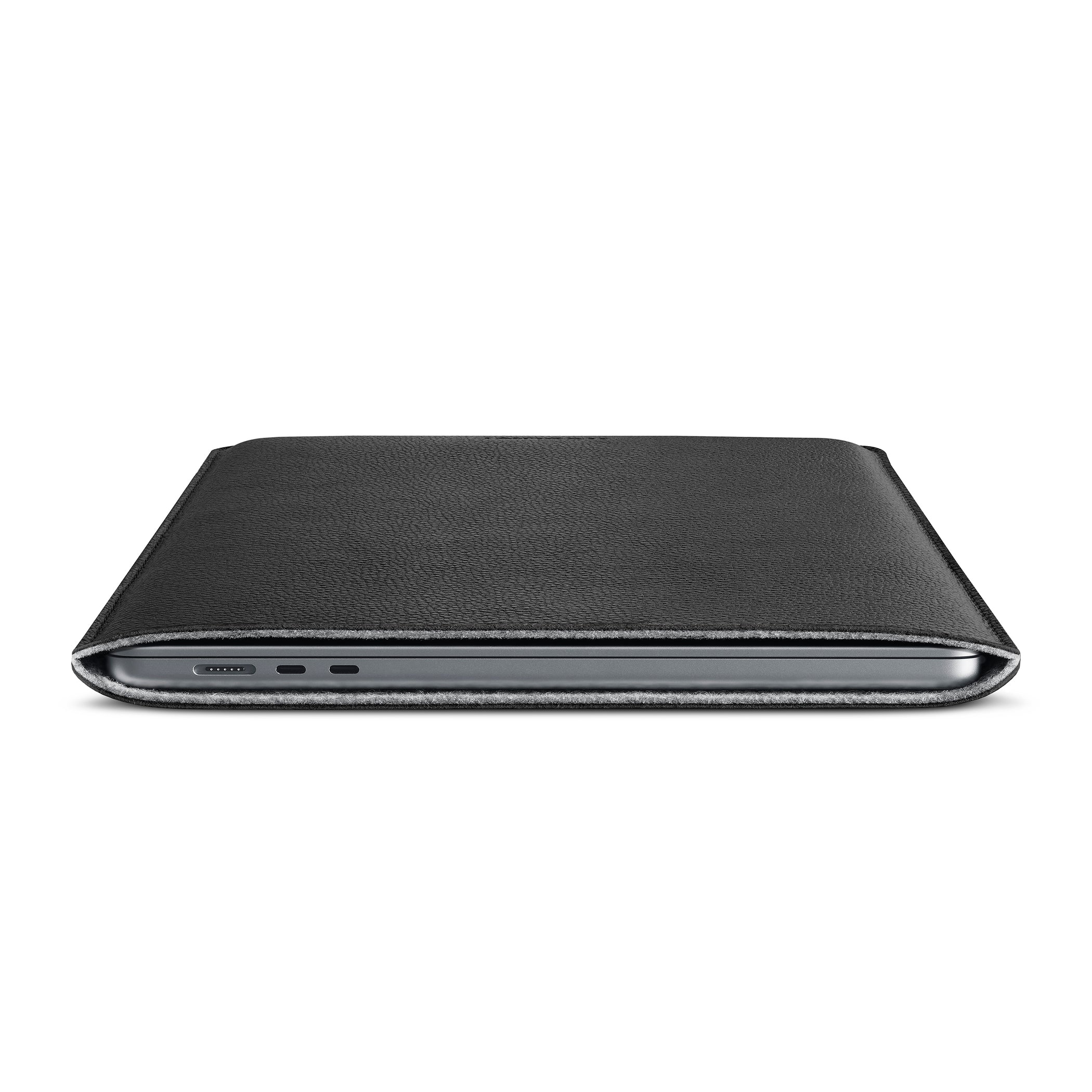 Leather Sleeve for 15-inch MacBook Air (M2) | Shop now – WOOLNUT