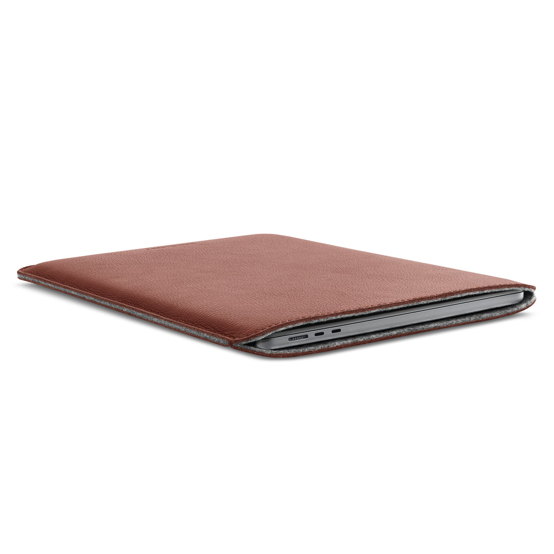 Leather Sleeve for 15-inch MacBook Air (M2) | Shop now – WOOLNUT